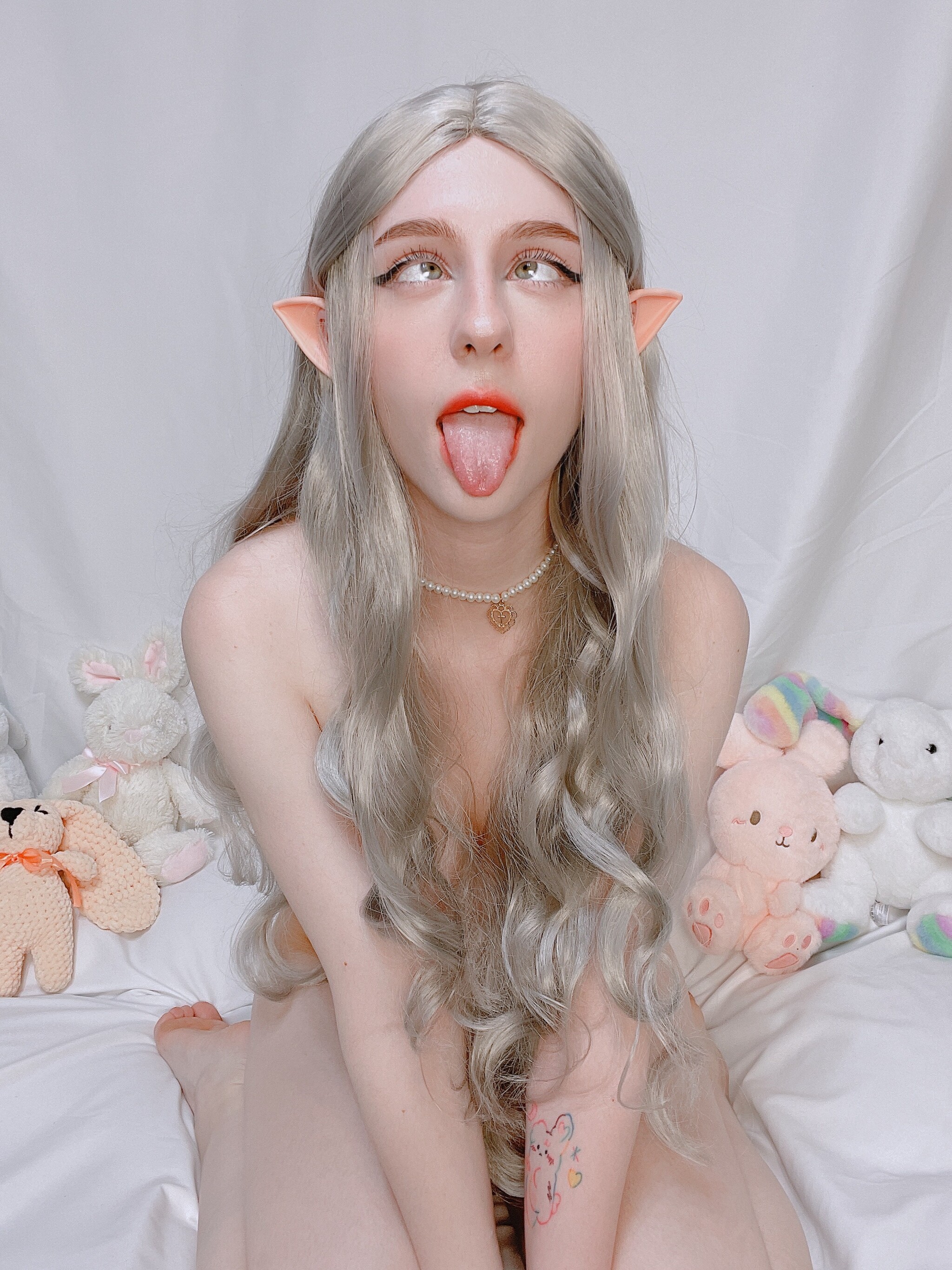 Good elf ahegao : r/RealAhegao