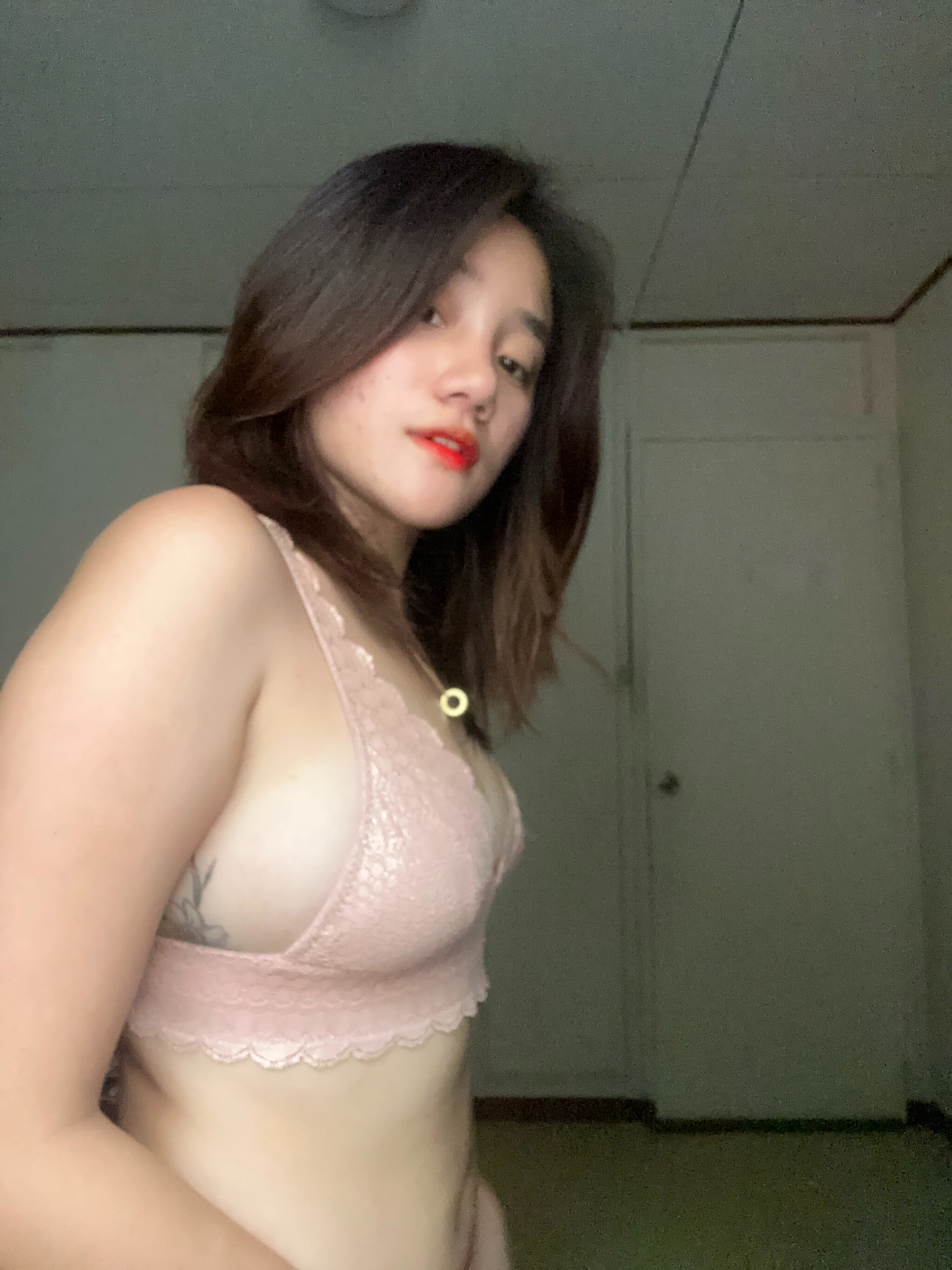 Tried being mild! : r/SexyButClothed