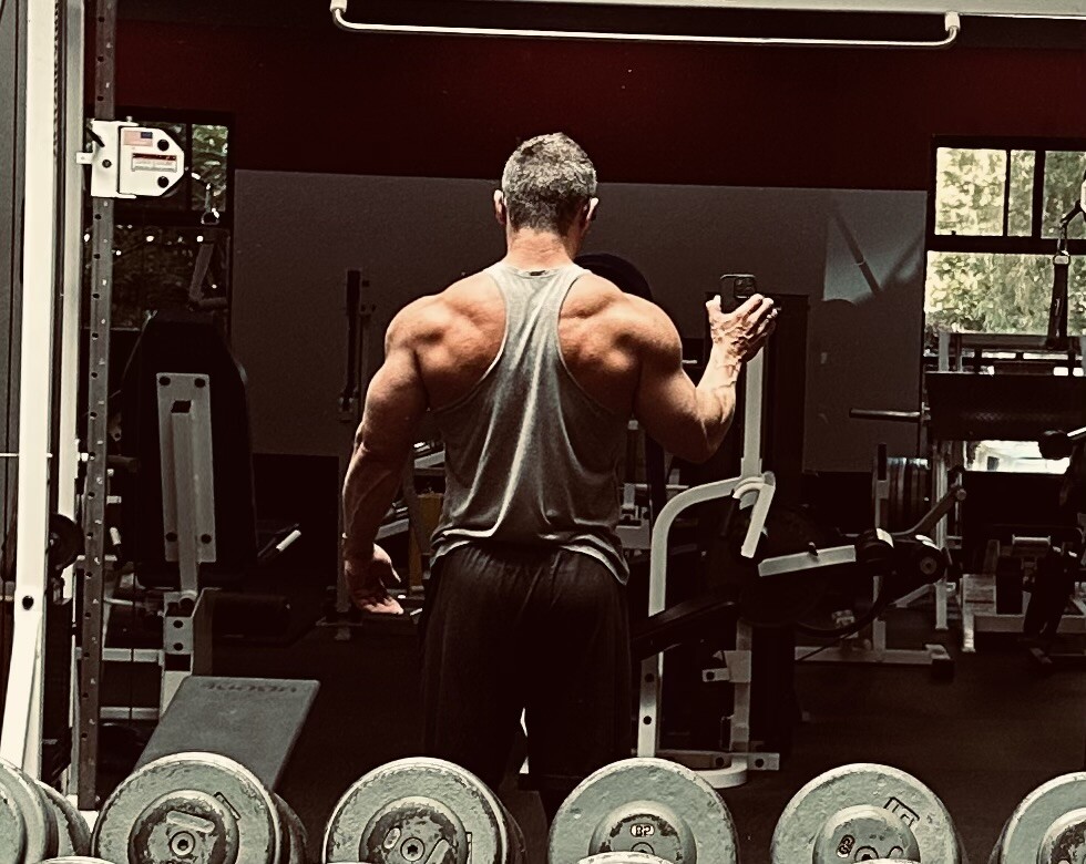 Aiming for Adonis : r/ladybonersgw